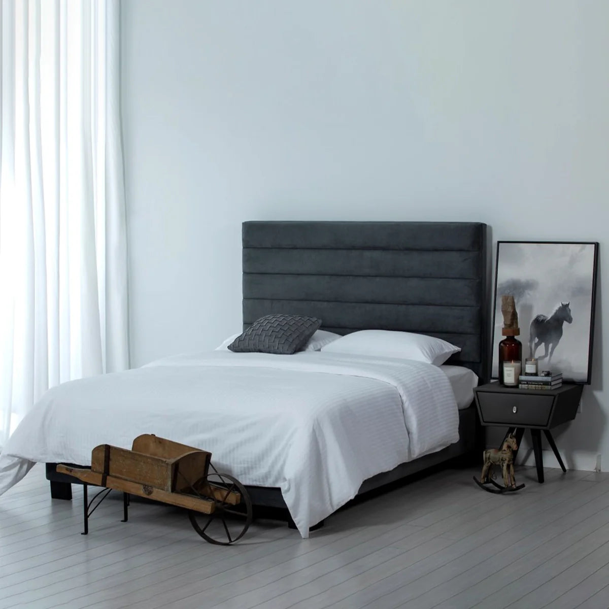 Aria Bed